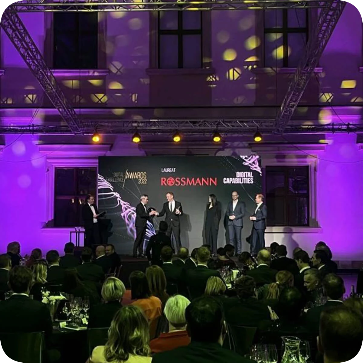 Pracuj w Drogerii| kariera.rossmann.pl